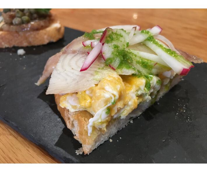 Restaurante Cuenllas – Excelente barra de canapés – Salivando.com